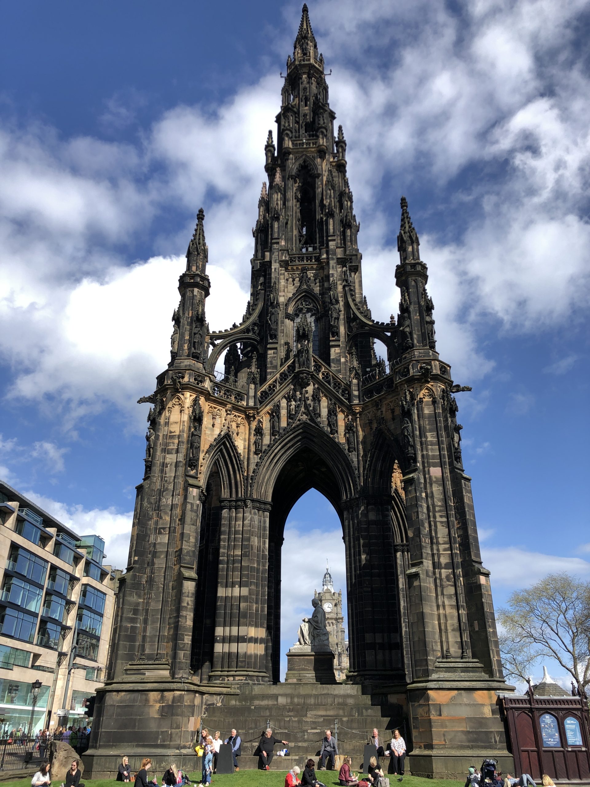 Edinburgh – LV Travel Adventures
